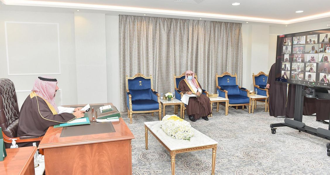 أمير نجران يرأس الجلسة الأولى لمجلس المنطقة للعام المالي الجاري