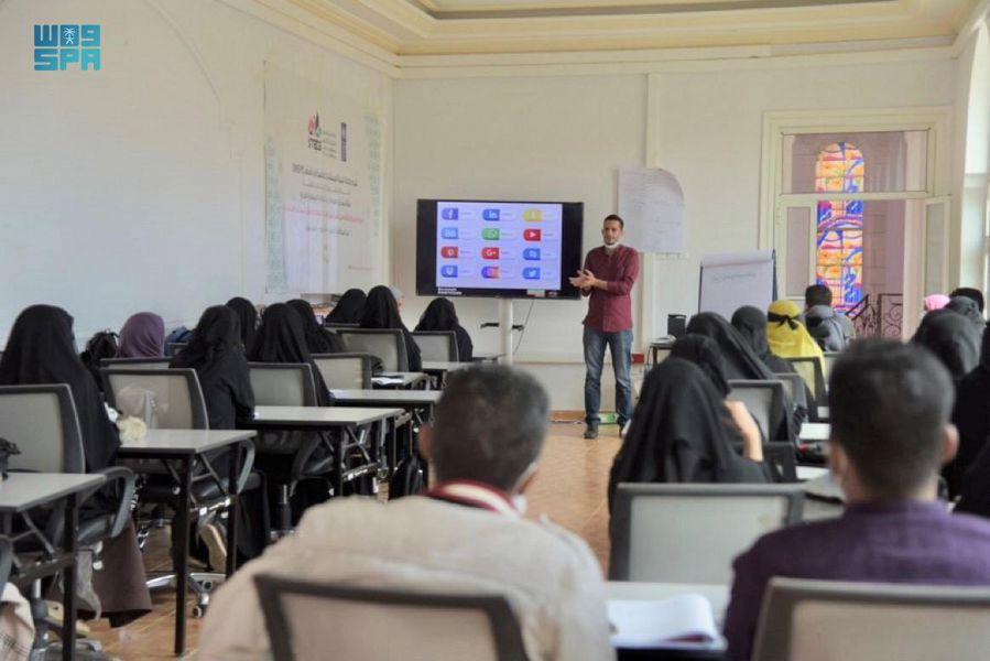 مشروع التدريب المهني يقدم خدماته للشباب اليمني بدعم من مركز الملك سلمان ...